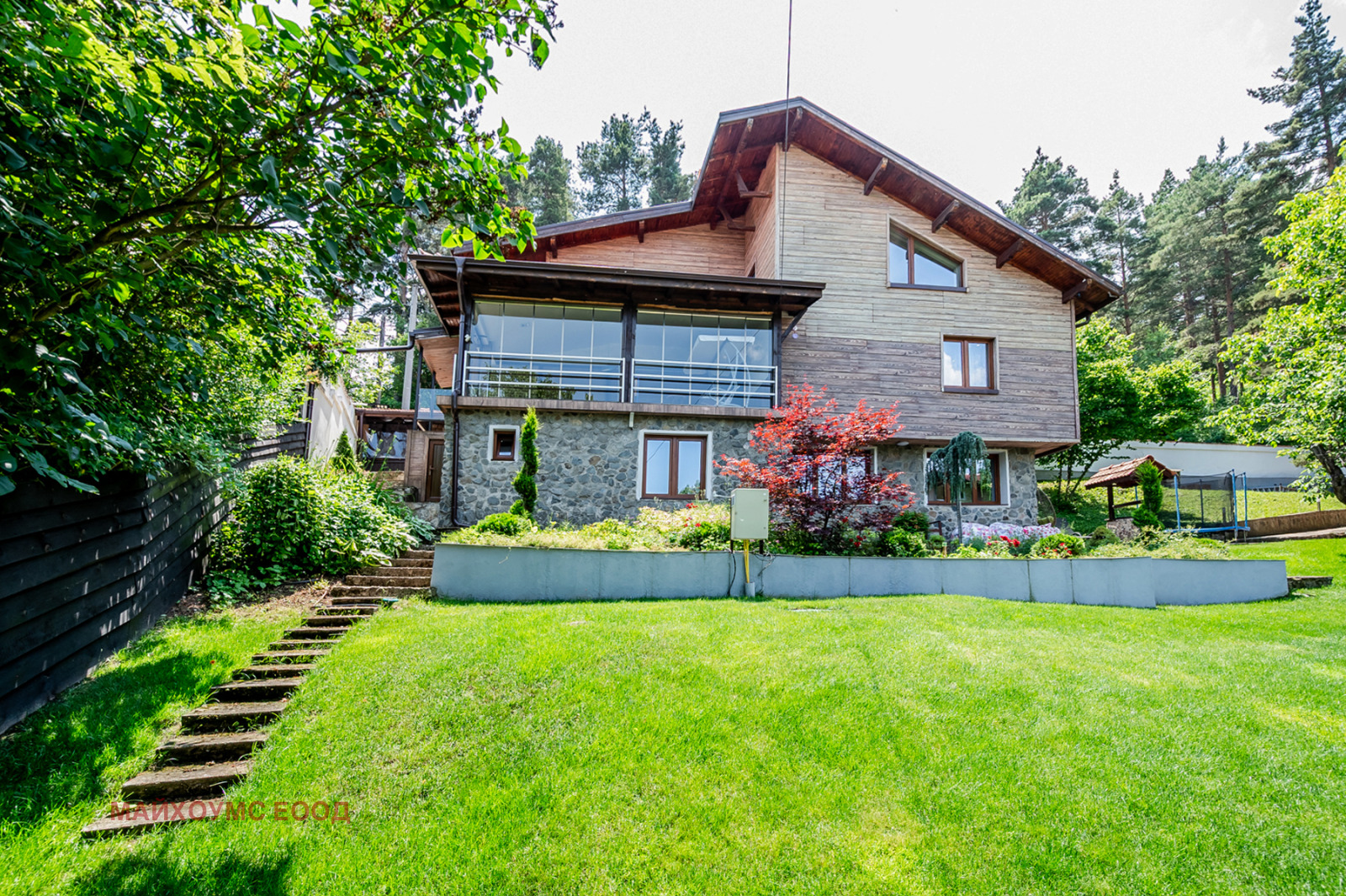 Продава КЪЩА в град София, в.з.Бункера - 247 кв.м / 1 280 000 €/2 503 462.40 лв., МАЙХОУМС ЕООД ...